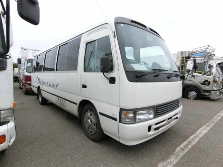 Toyota Coaster Japanese Micro bus - everycar review